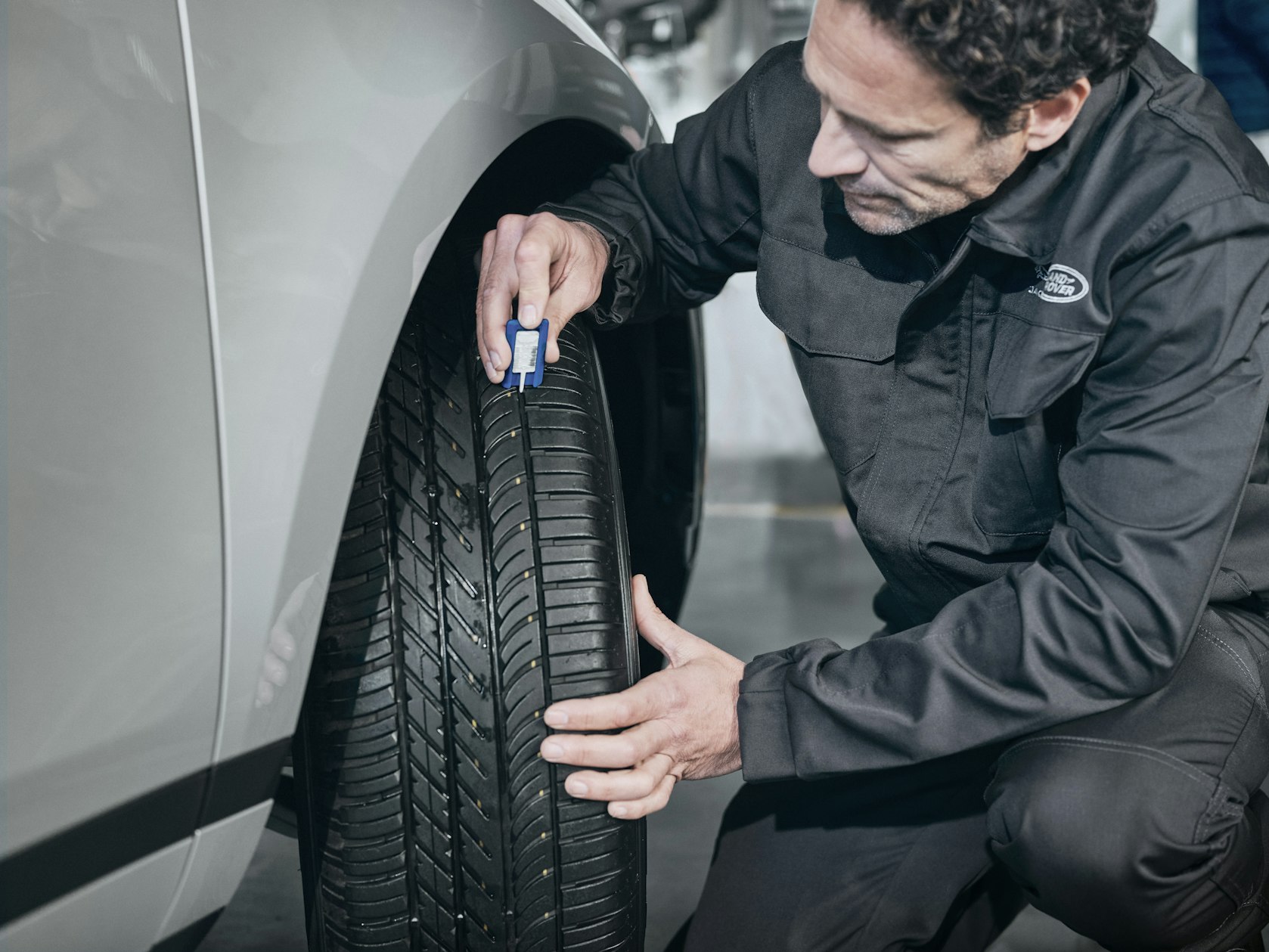 Land Rover Calgary | Land Rover Tires & Parts Department