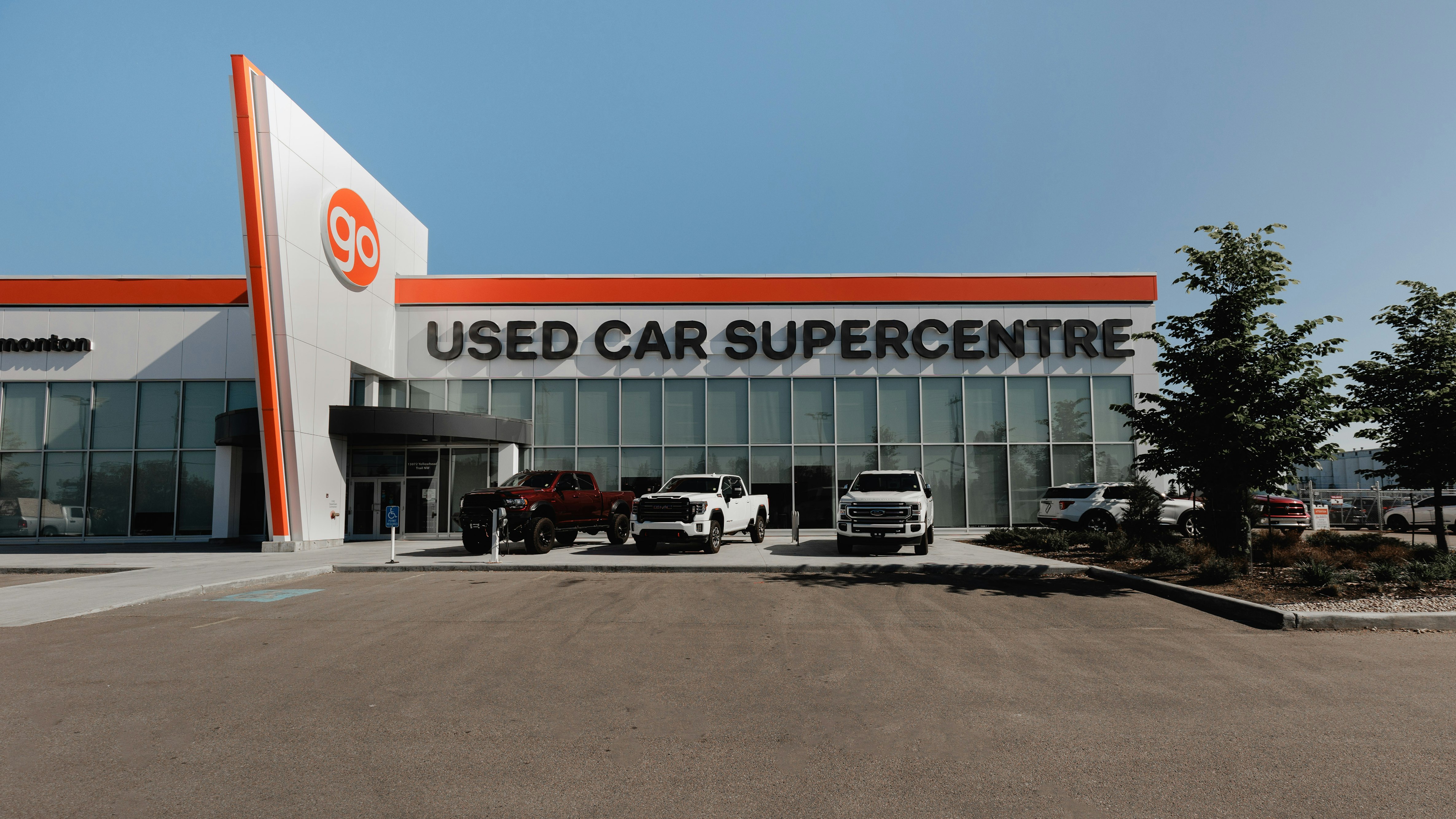 Go Auto Outlet Yellowhead - Edmonton Car Dealership | Go Auto